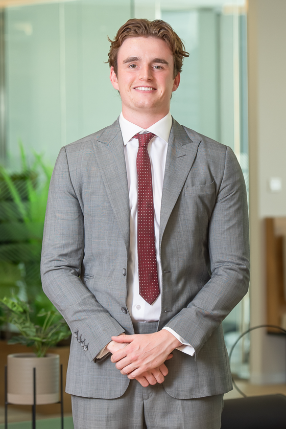 Harry Ogilvie , Senior Client Manager - Espace